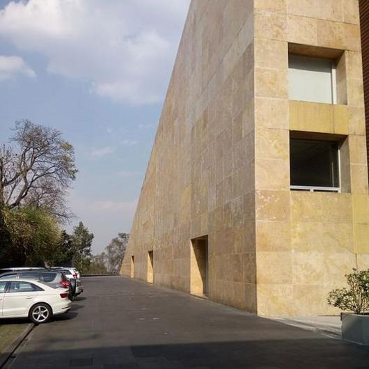 Galeria de Adhesivo para paneles porcelánicos de gran formato - Bosti ...