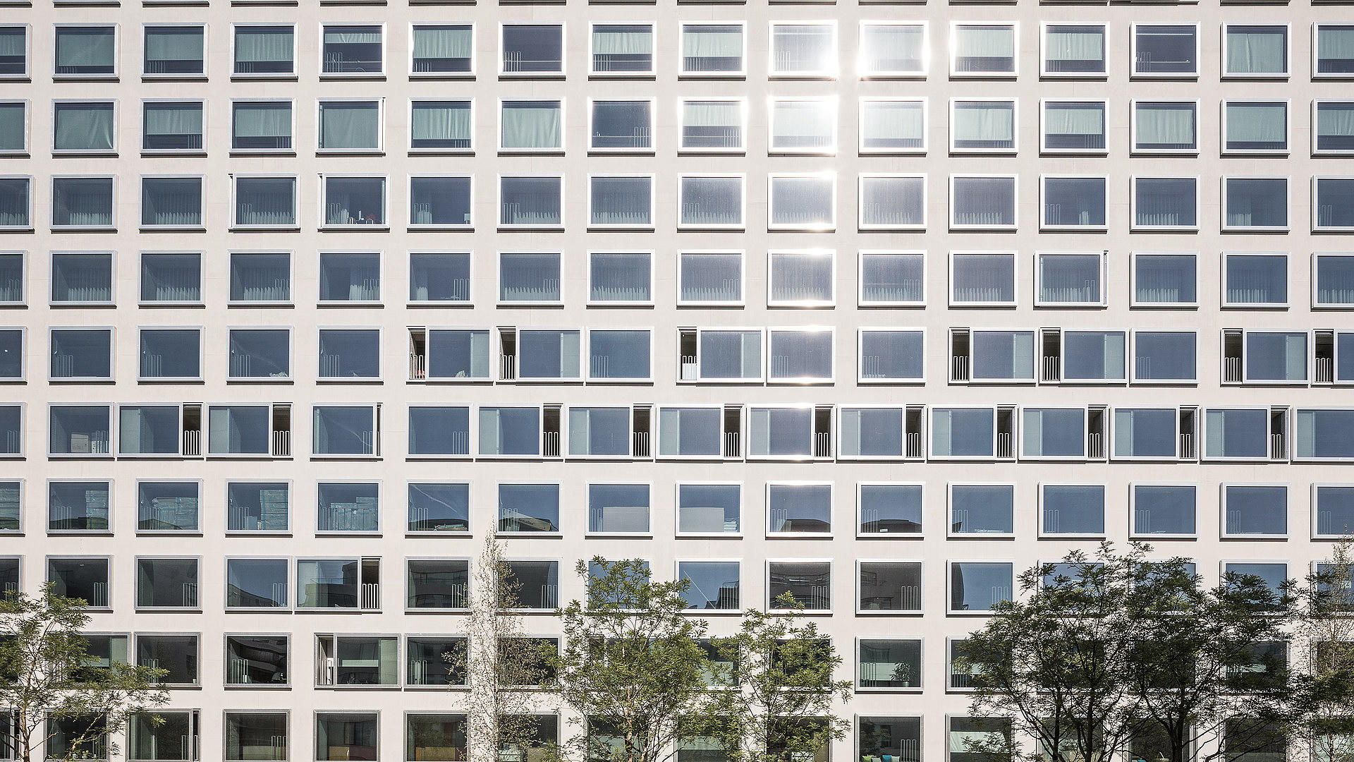 Gallery of Sliding Windows for High-Rise Buildings - 2