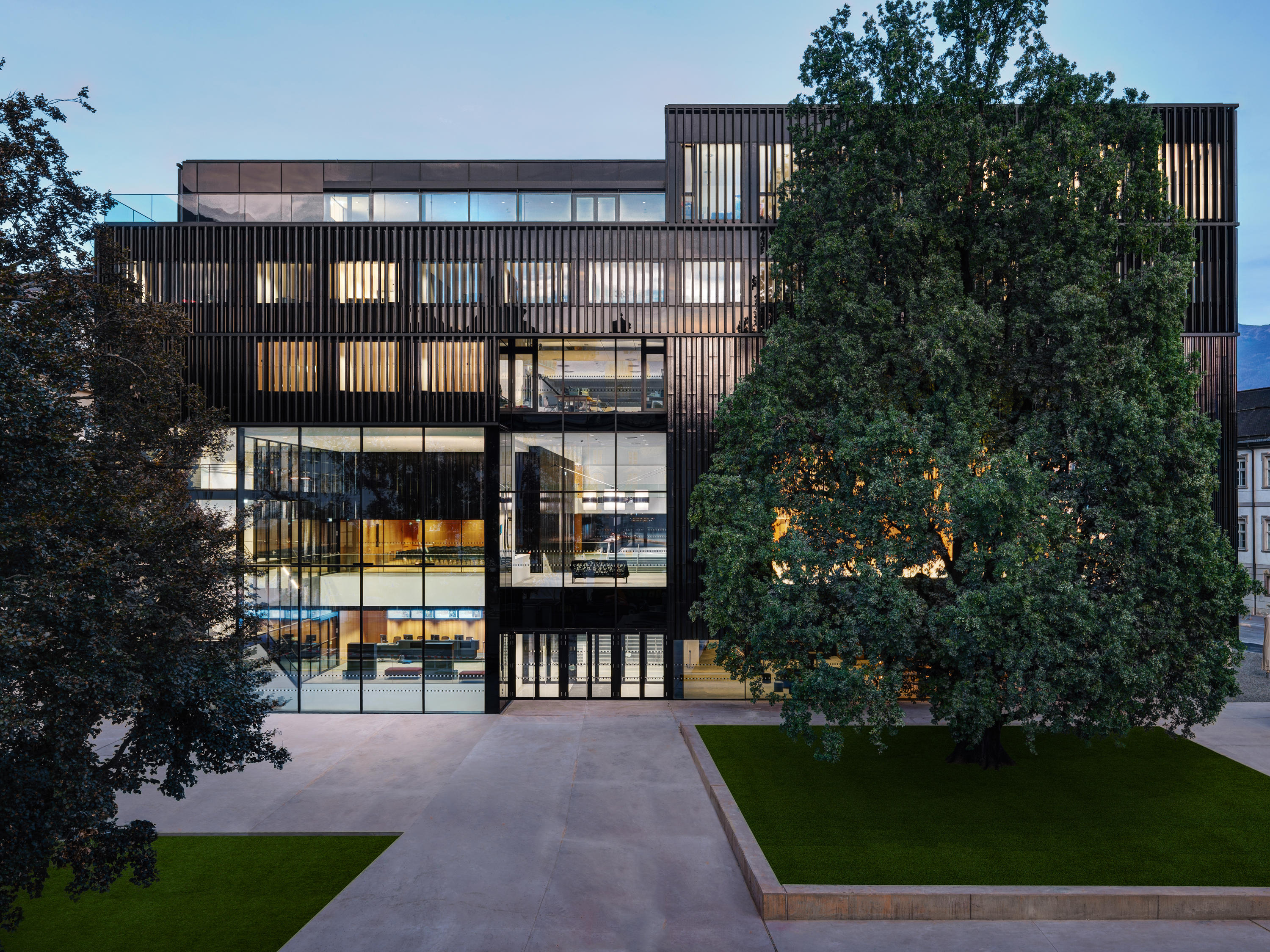 Gallery of Sliding Window - Cero - 6