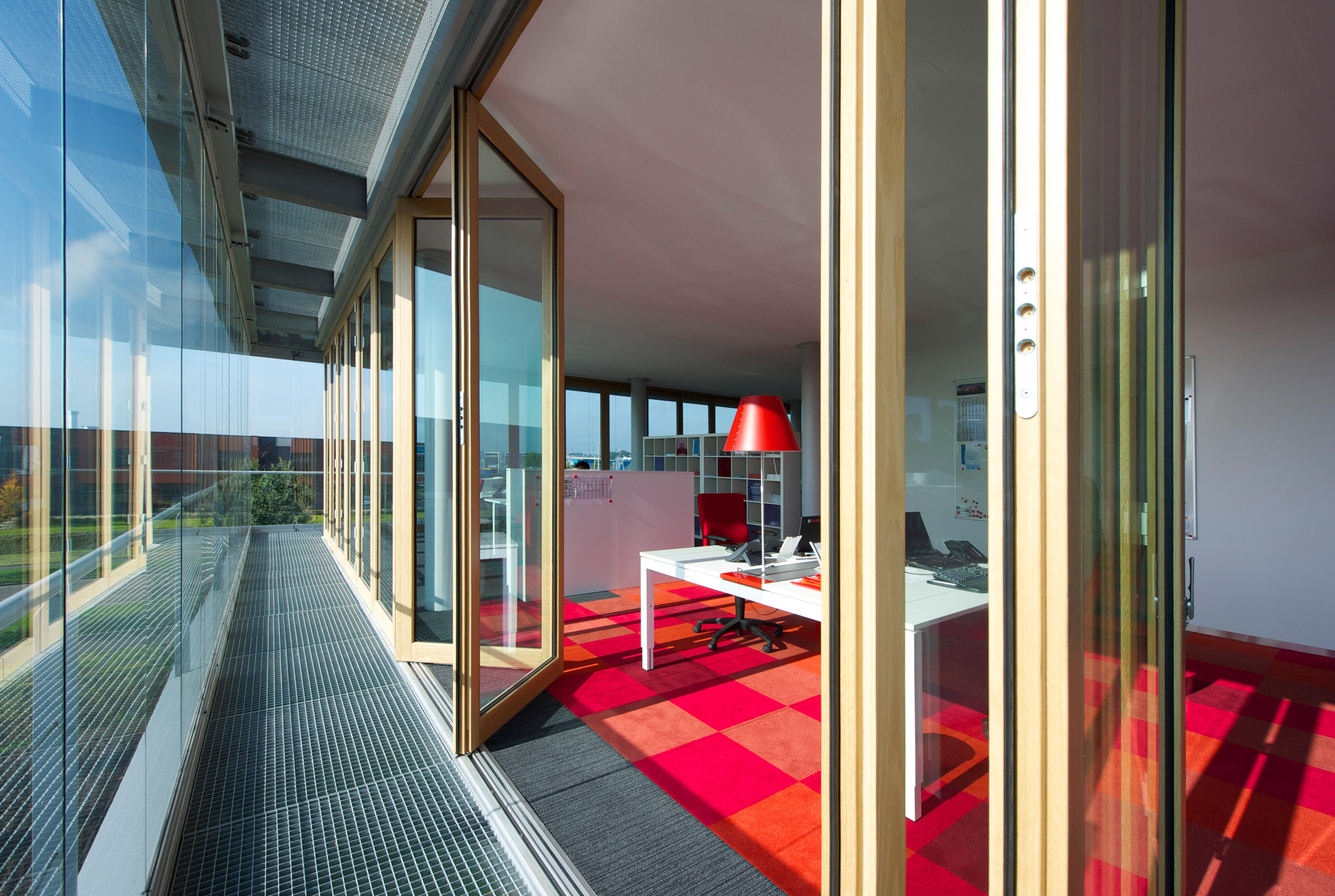 Balcony Glazing - SL Comfort Façade from Solarlux