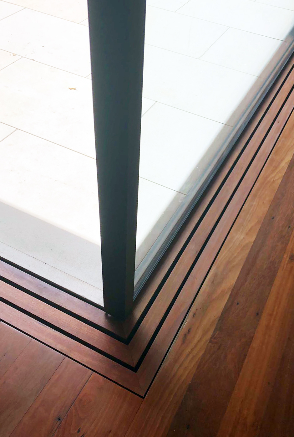 Gallery of Minimalist Window - ah! Invisible Frame - 10