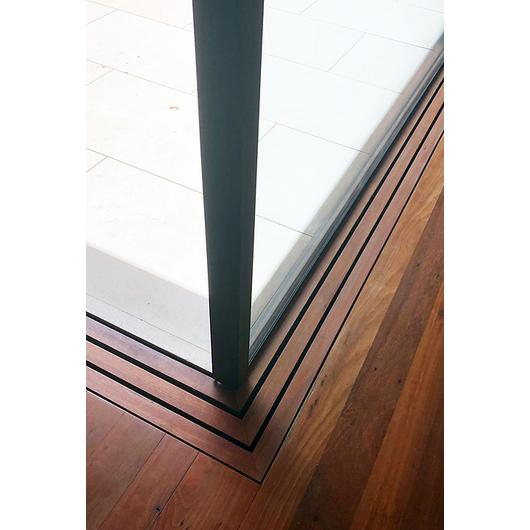 Gallery of ah! Invisible Frame - 10