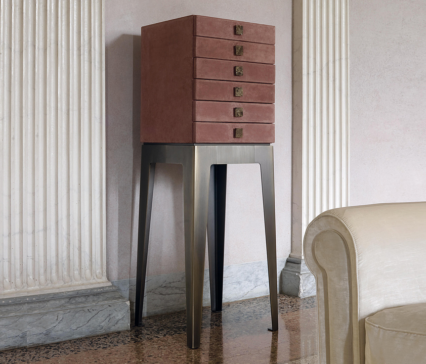 Chest of Drawers - Lady from Longhi