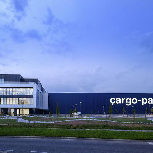 Trimoterm and Qbiss One in Warehouses from Trimo