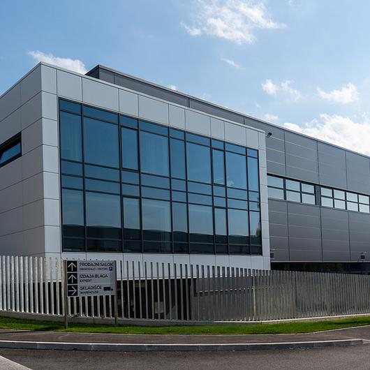 Trimoterm and Qbiss One in Warehouses from Trimo