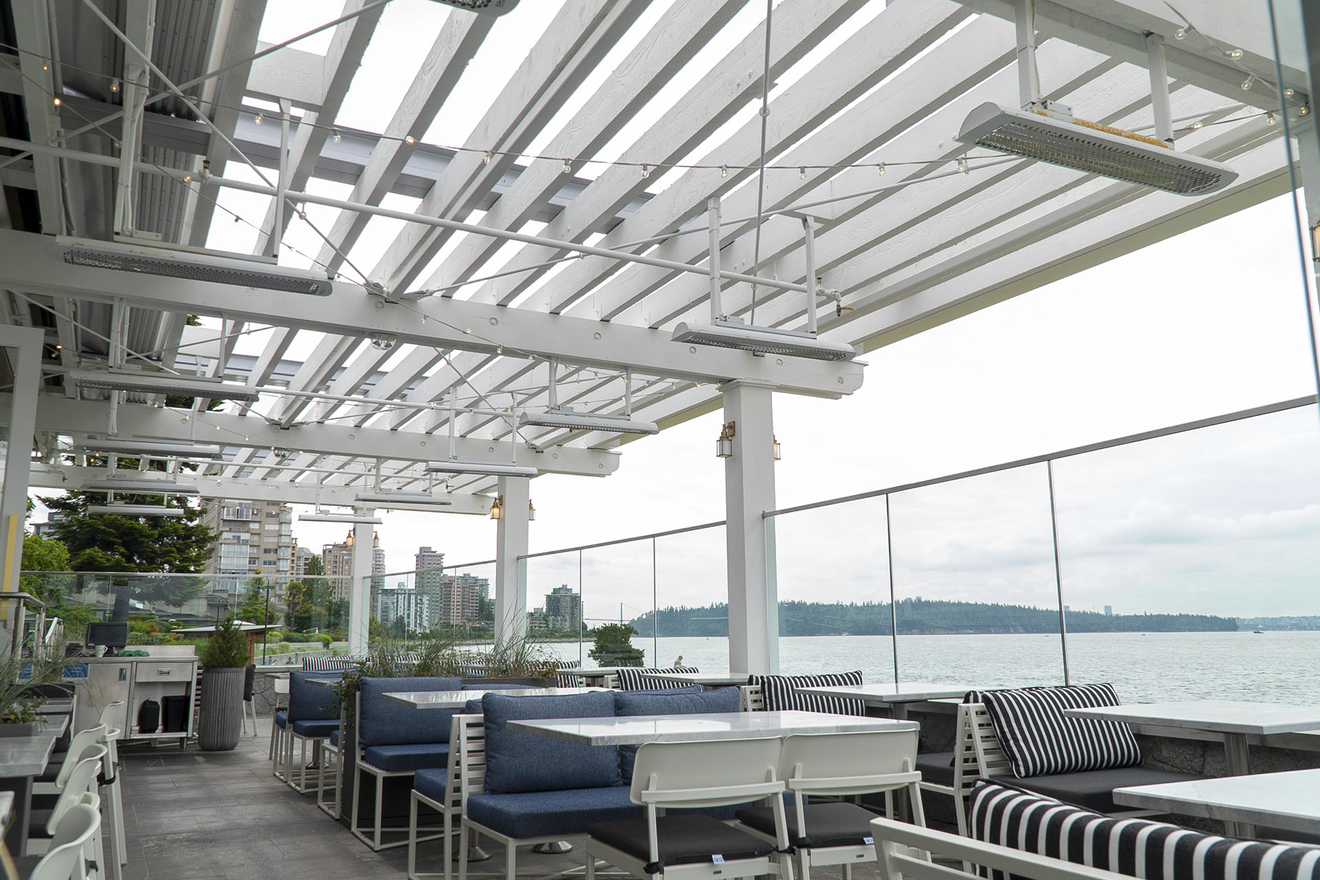 Gallery of Outdoor Roofs, Retractable – Beach House Restaurant - 2