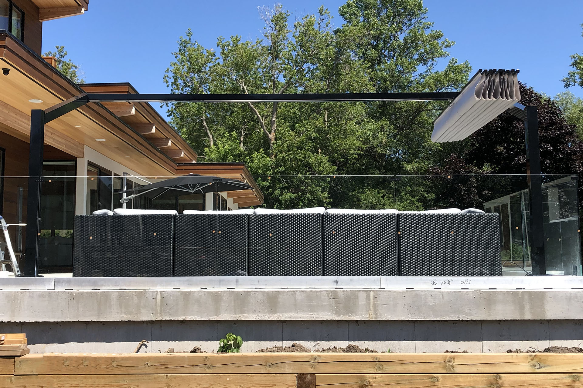 Gallery of Shade Structure – Freestanding Canopy in Lake Simcoe - 10