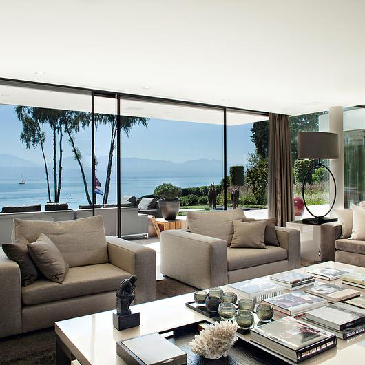 Sliding Windows in Villa Lakeside from swissFineLine