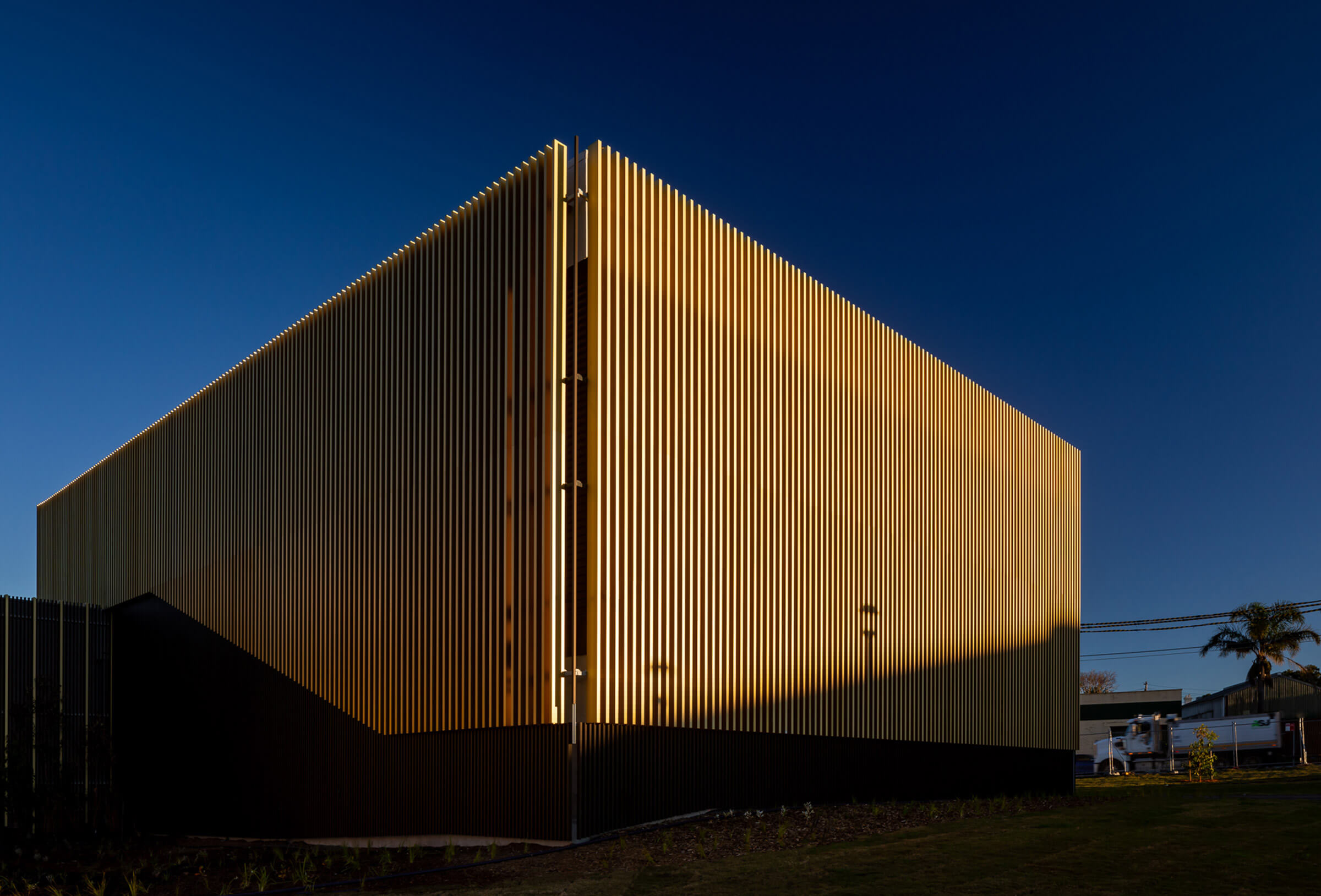 Gallery of Click-on Battens in WestConnex M8 Junction - 10