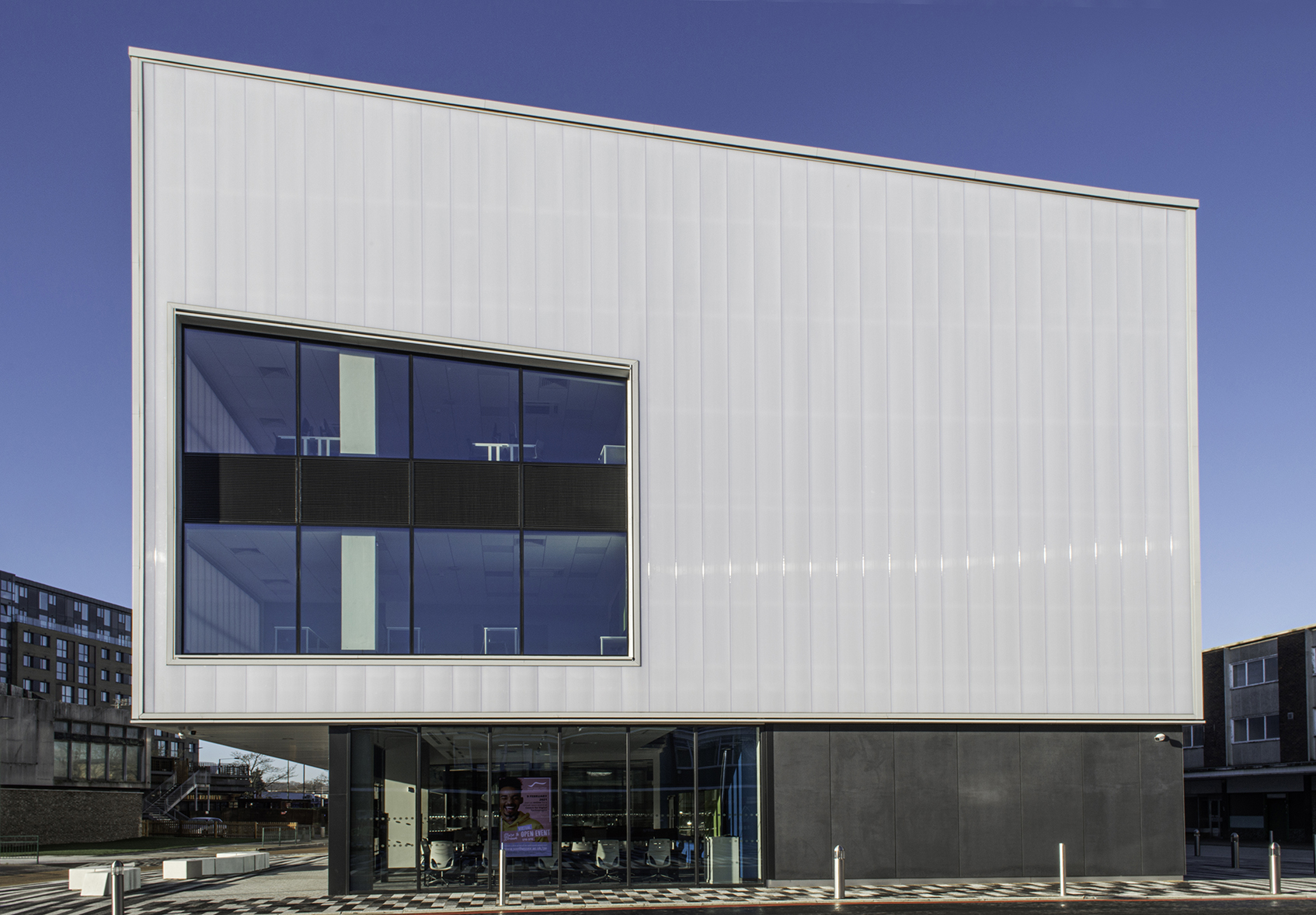 Gallery of Translucent Building Elements in Basildon Campus - 2