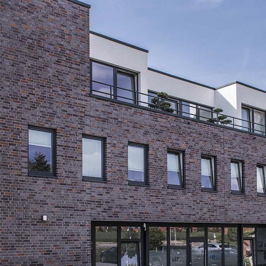 Facing Bricks - Modern Waterstruck Vario from Feldhaus Klinker