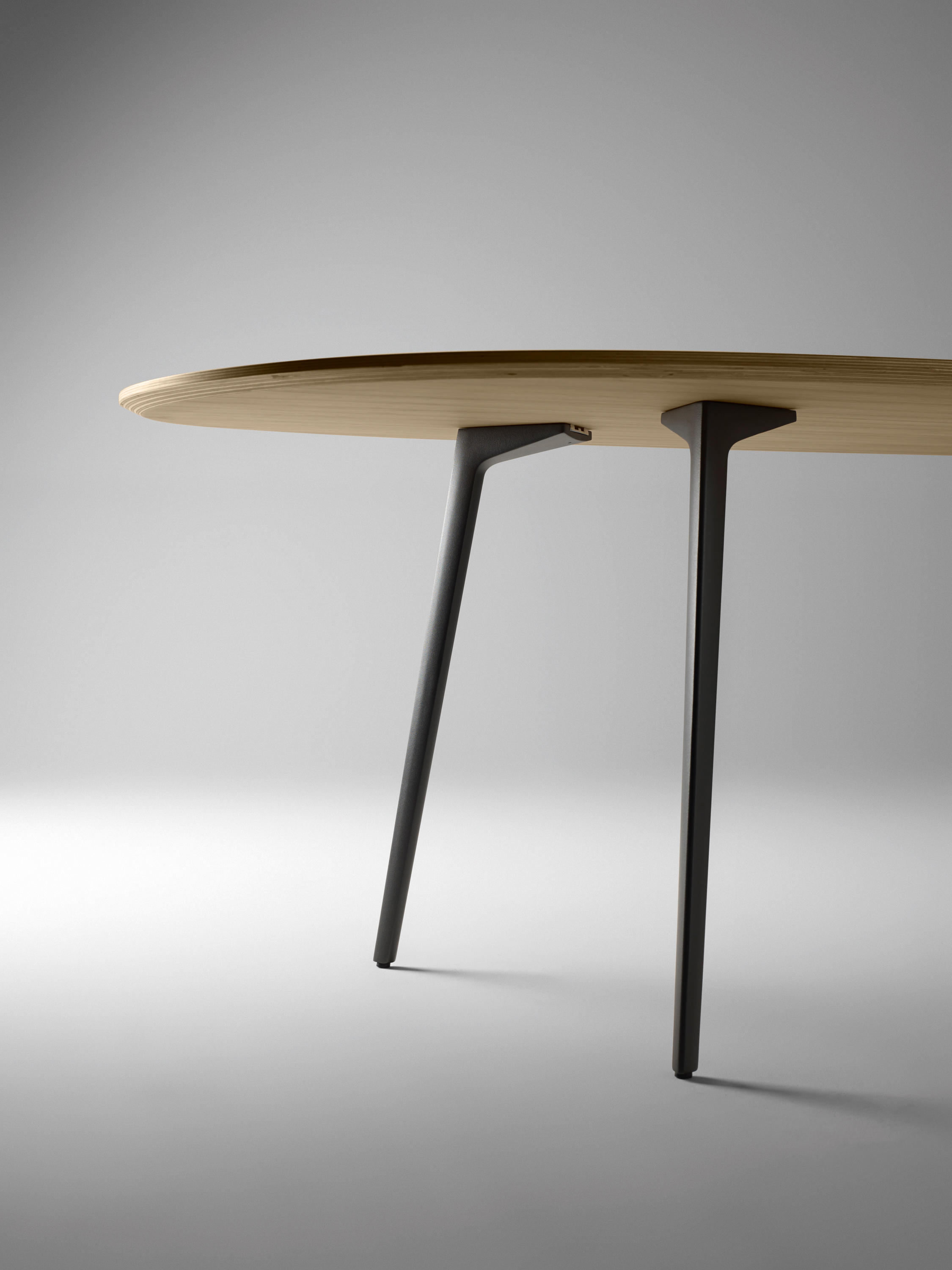 Gallery of Table - Fly Oval - 3