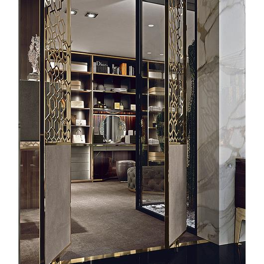 Interior Furnishing in New York Apartment from Longhi