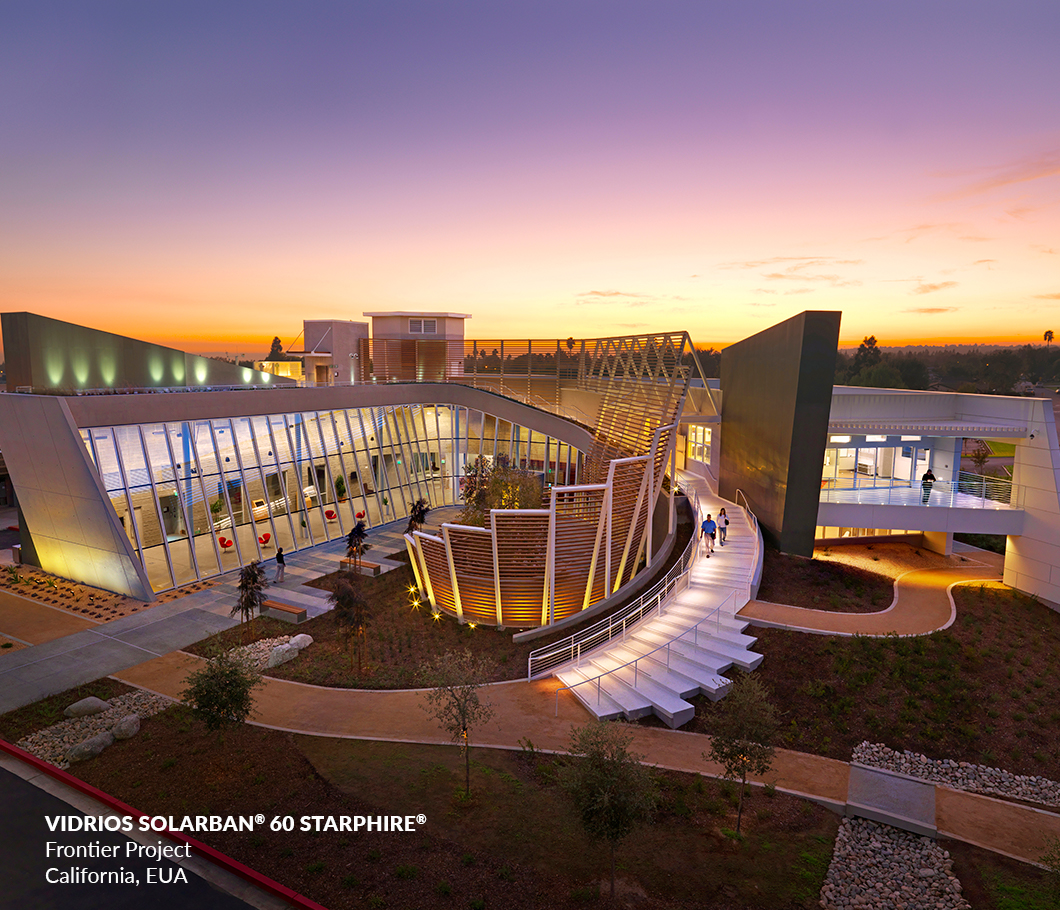 Galeria de Vidrio de control solar - Solarban® 60 - 7