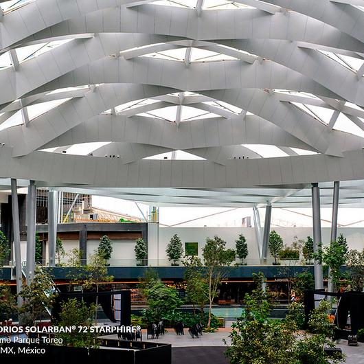 Vidrio de baja emisividad y control solar - Solarban® 72 de Vitro ...