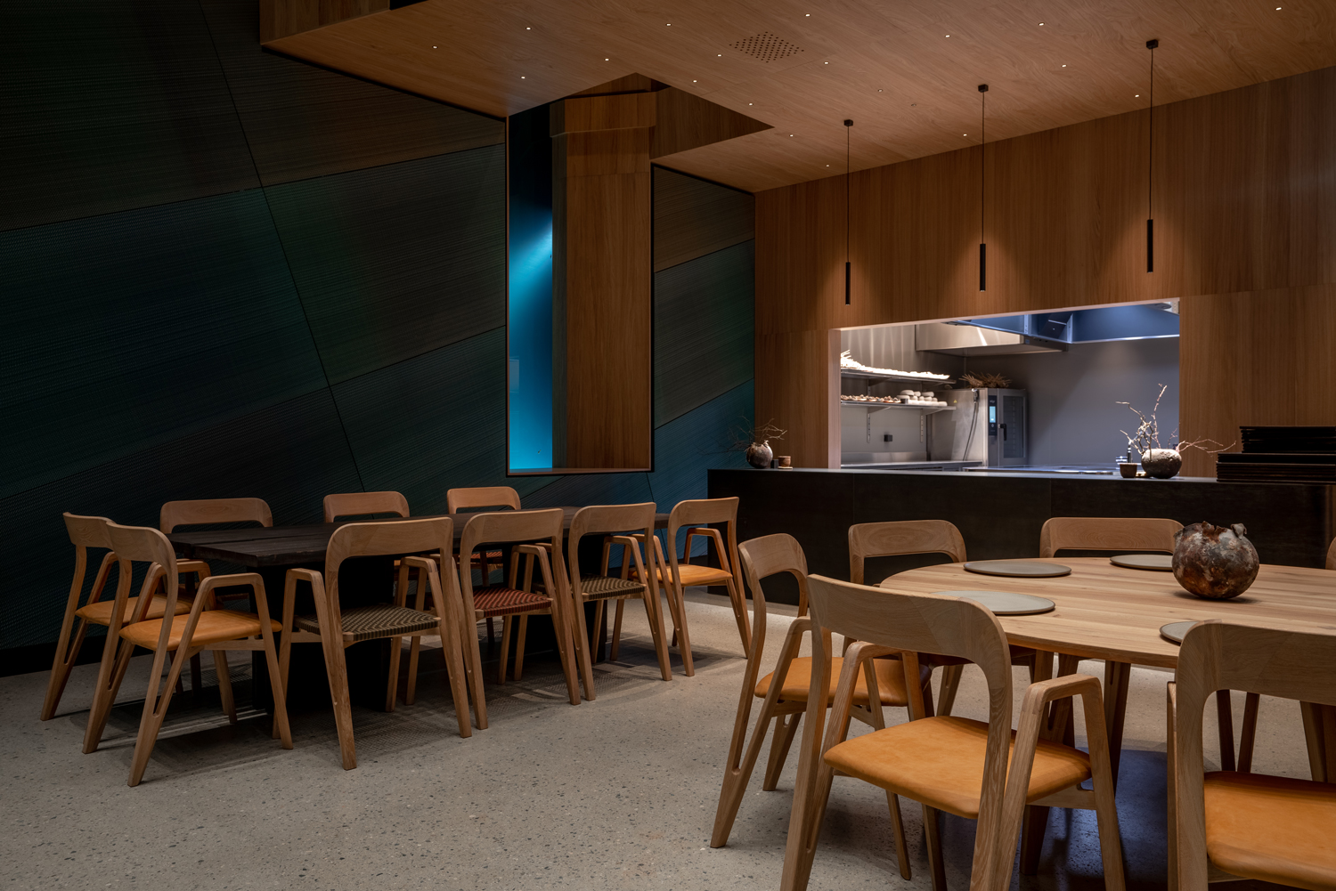 Gallery of Lighting System Design in Underwater Restaurant - 6