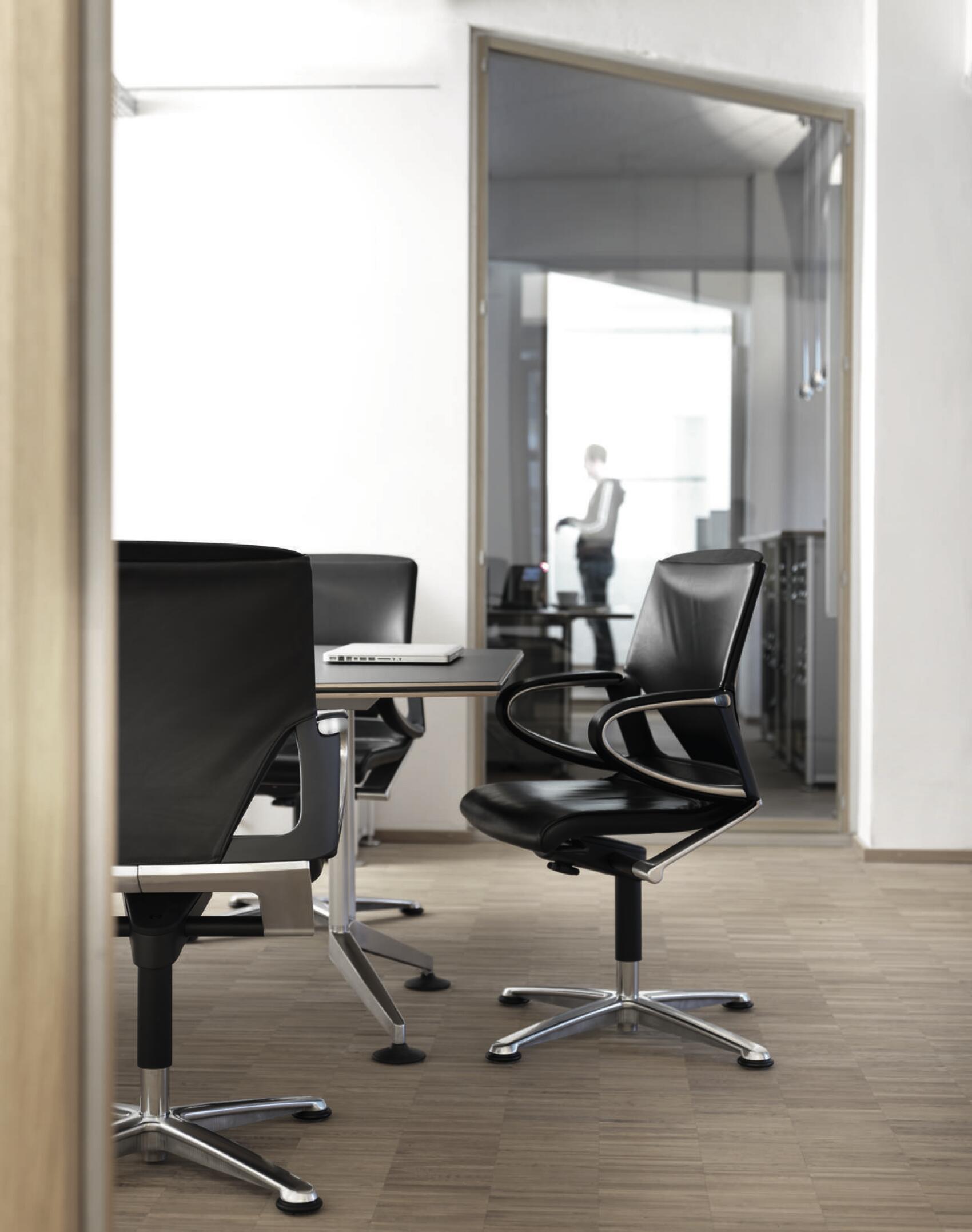 Gallery of Office Chair - Modus Executive 283/81 - 1
