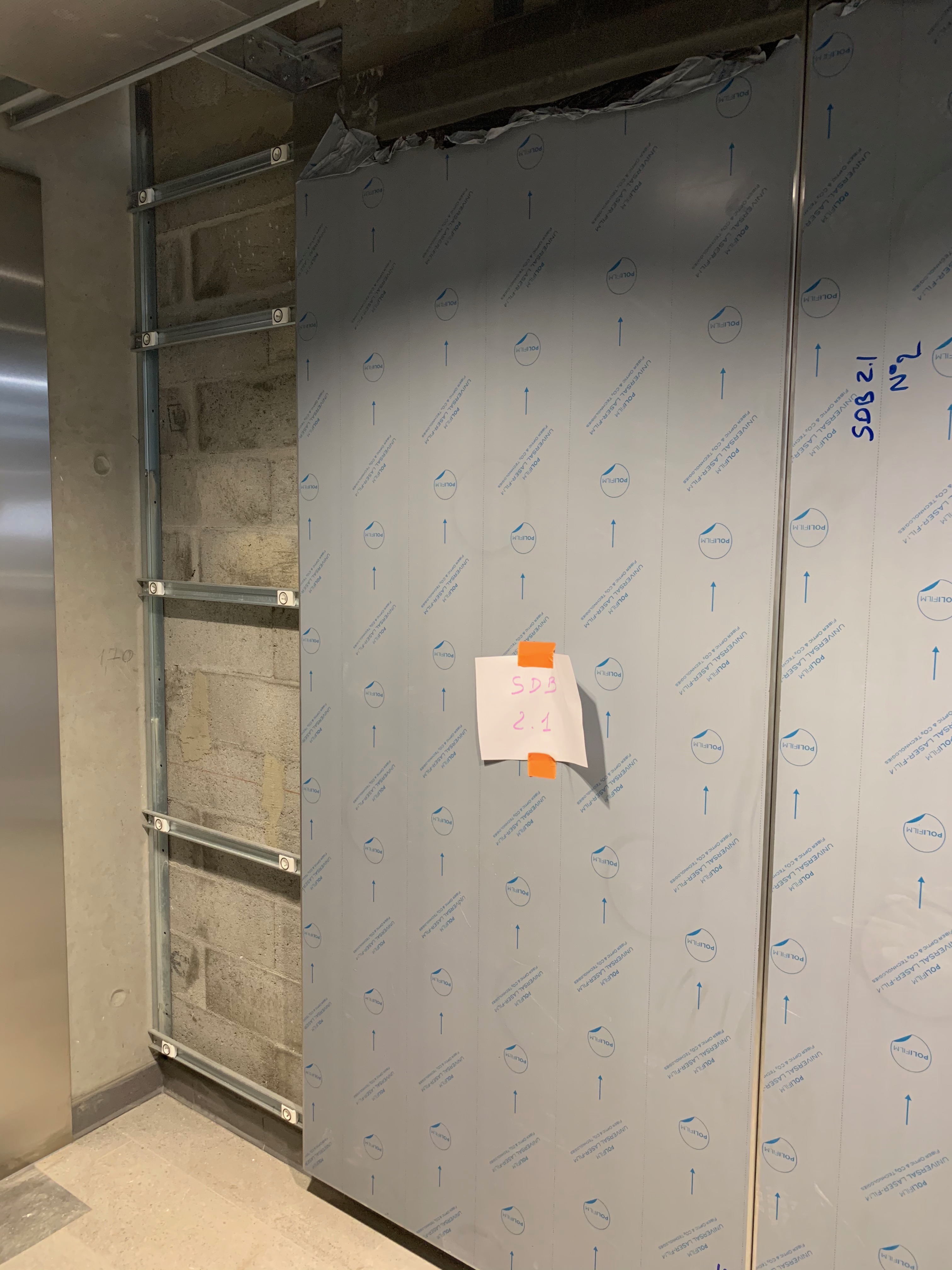 Gallery of Fire-Rated Panel Fastener at Rennes Metro Stations - 8