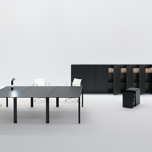 Executive Desk - LessLess from UniFor