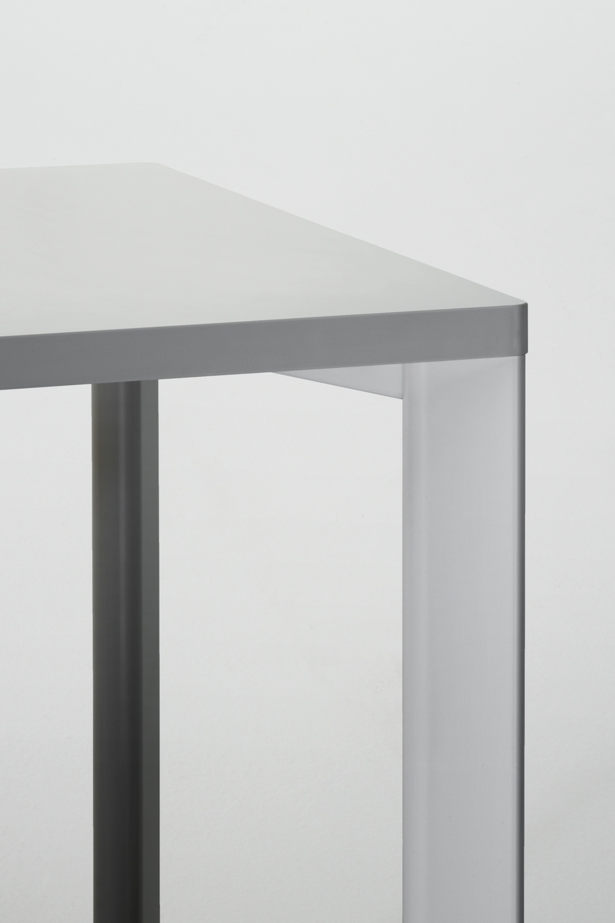 Gallery of Workstation - Flipper Bench - 4