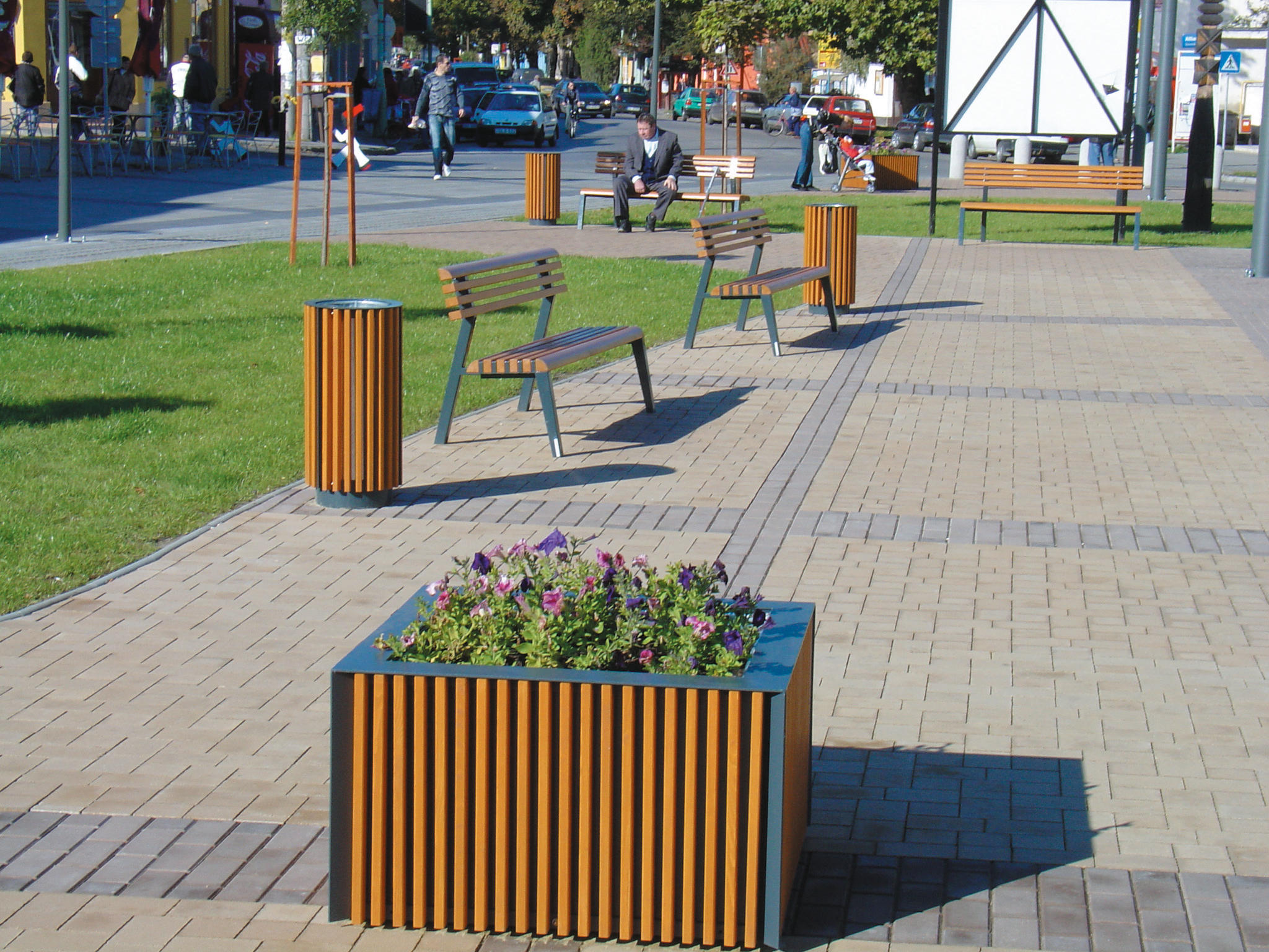 Gallery of Planter - Florium - 3