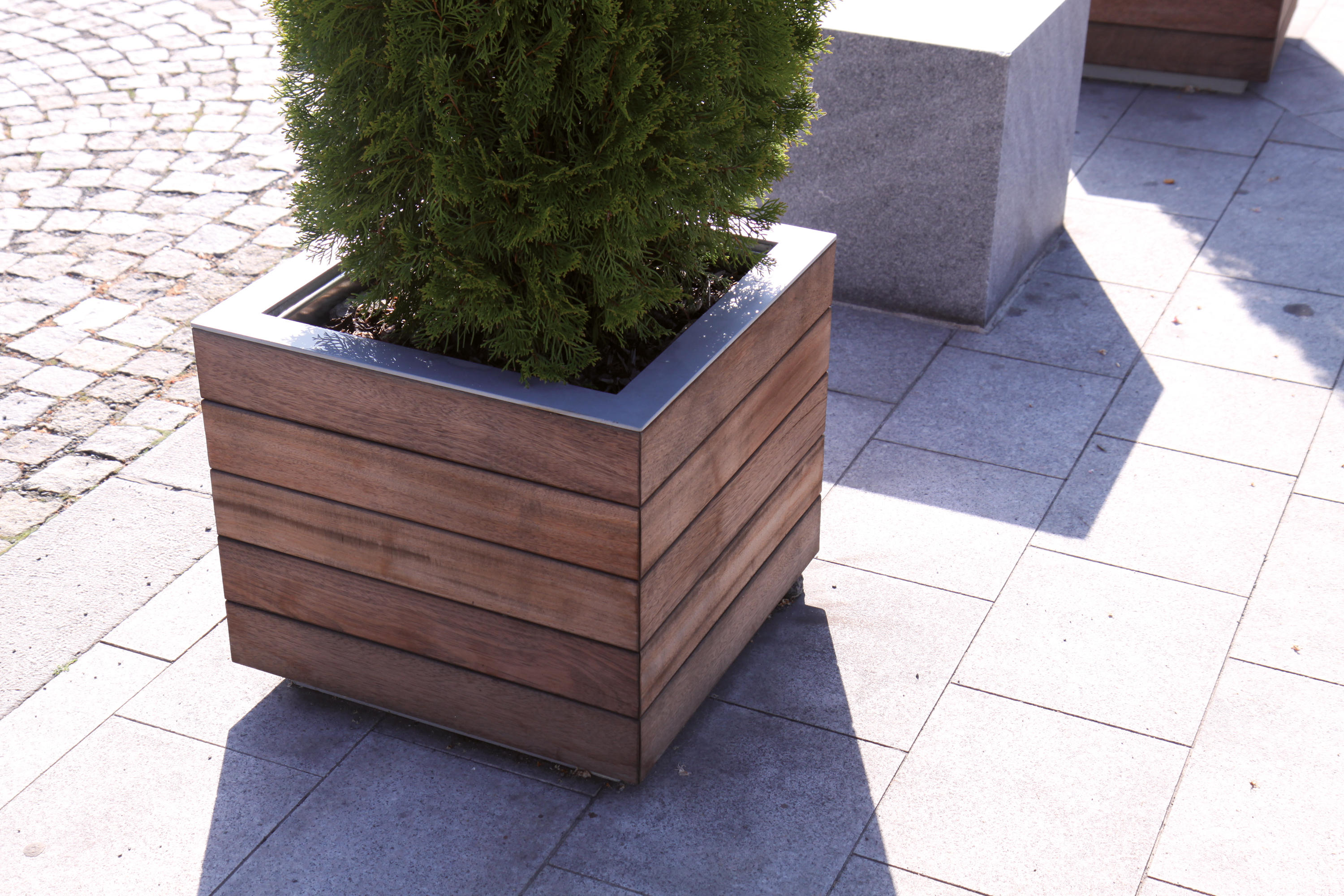 Gallery of Planter - Florium - 7