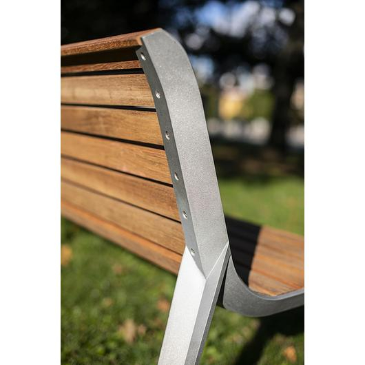 Park Bench - Emau from mmcité