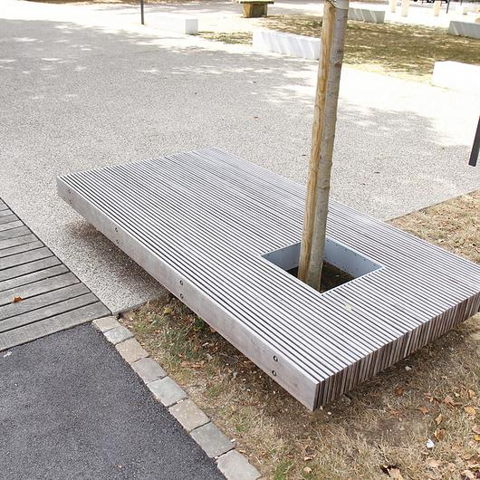 Park Bench - Woody from mmcité