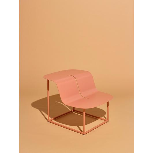 Outdoor Seating - Manta from mmcité