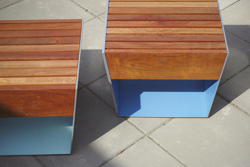 Outdoor Stool - Blocq from mmcité