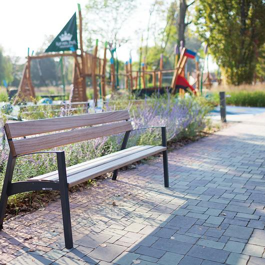 Park Bench - Vera from mmcité