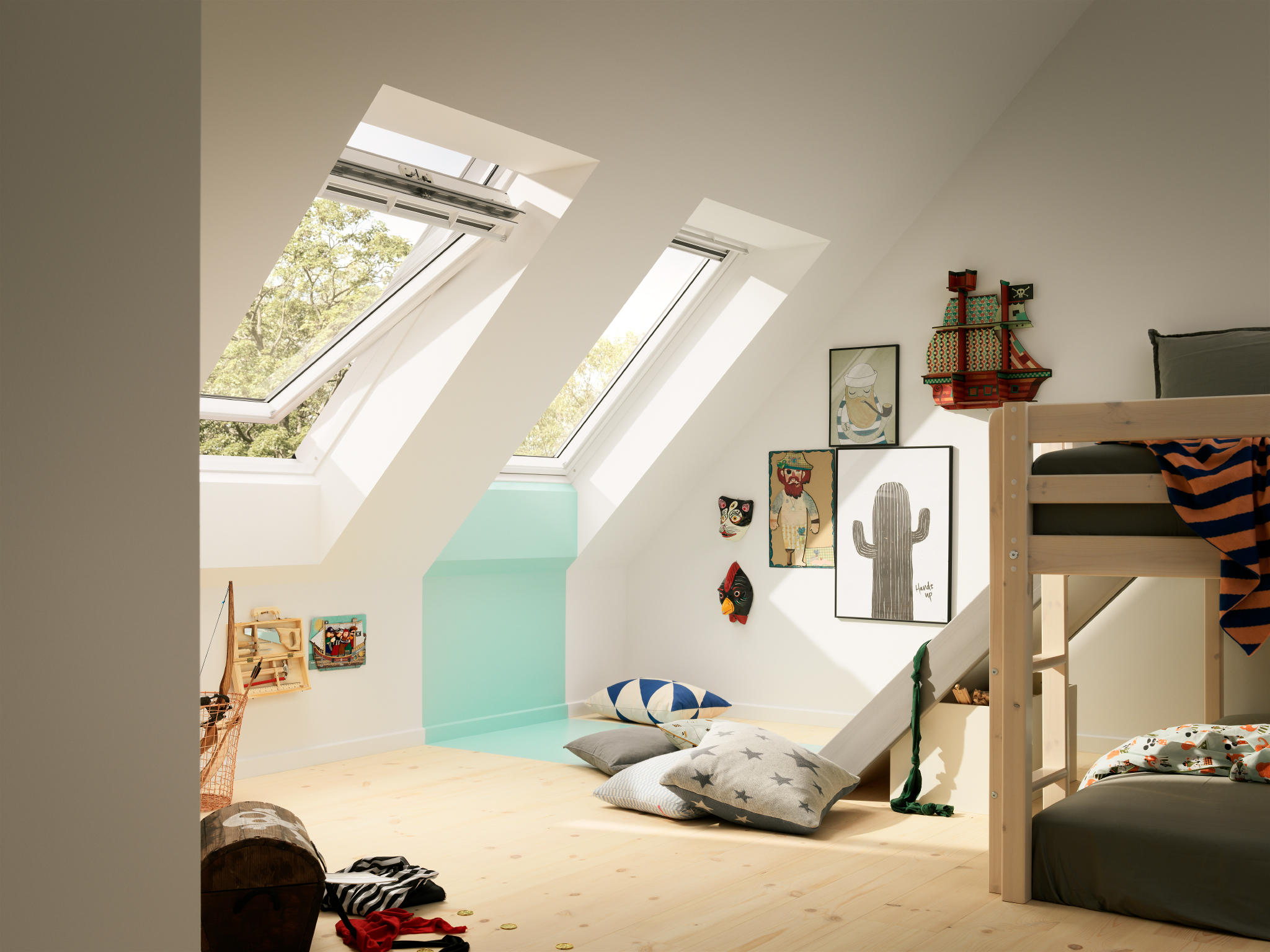 Gallery of Manual Roof Window - GGL - 4