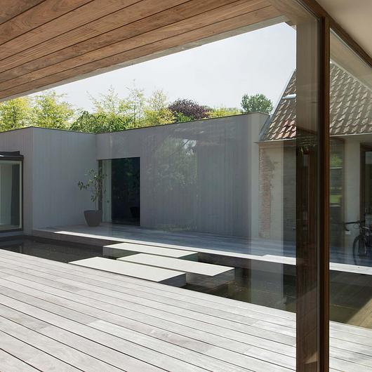 Corner Window in Entourage Residence from Orama Minimal Frames