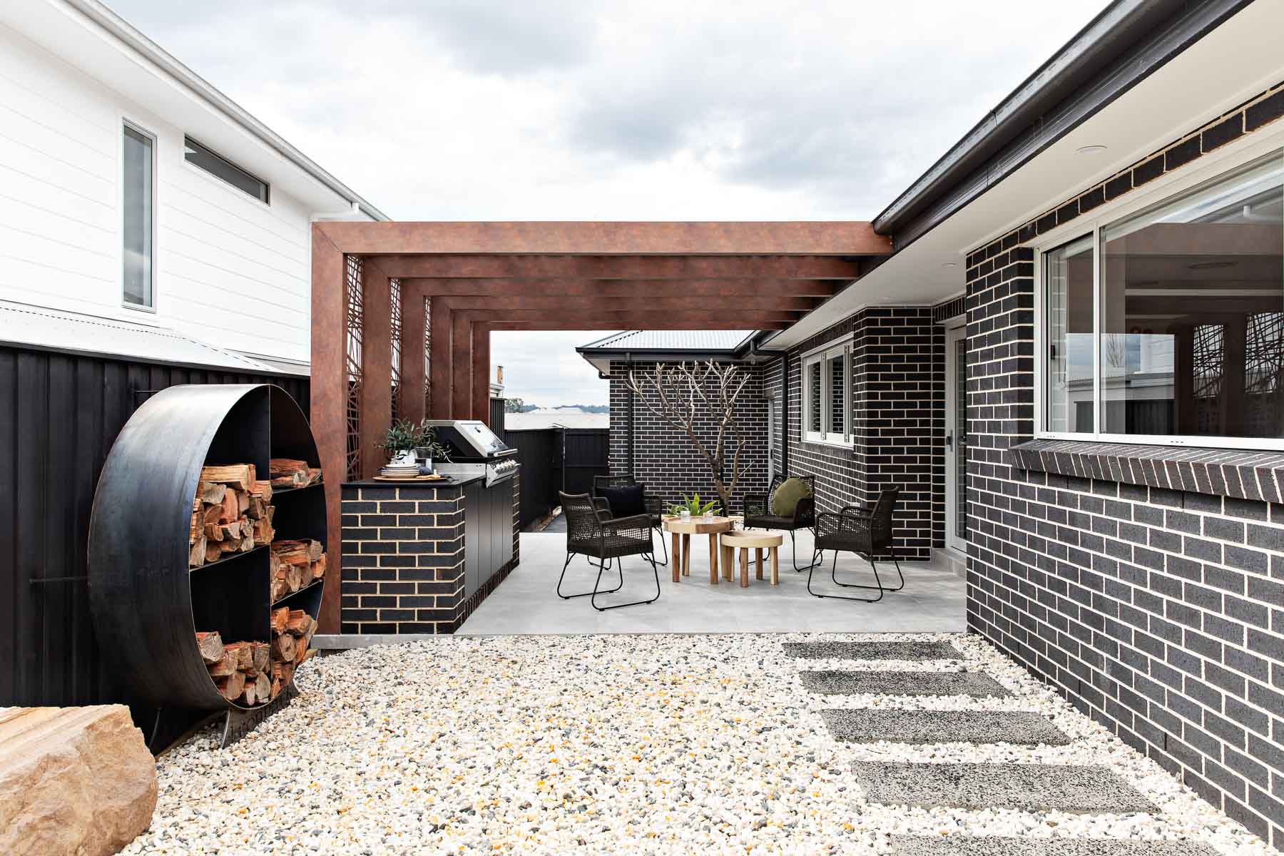 Gallery of Rust-Look Aluminium Finishes - 2