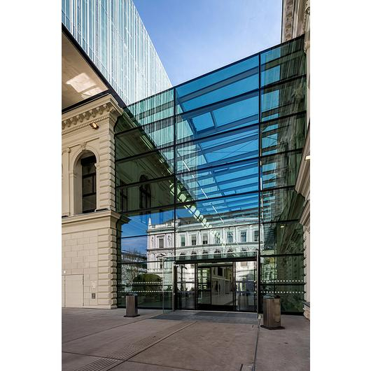Glass Facade in University Library from Jansen