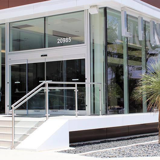 VISION™ Stainless Steel Railing from Hollaender