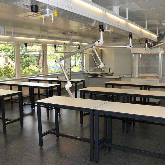 Painel HPL para superfícies de laboratório - Max Resistance² | Fundermax