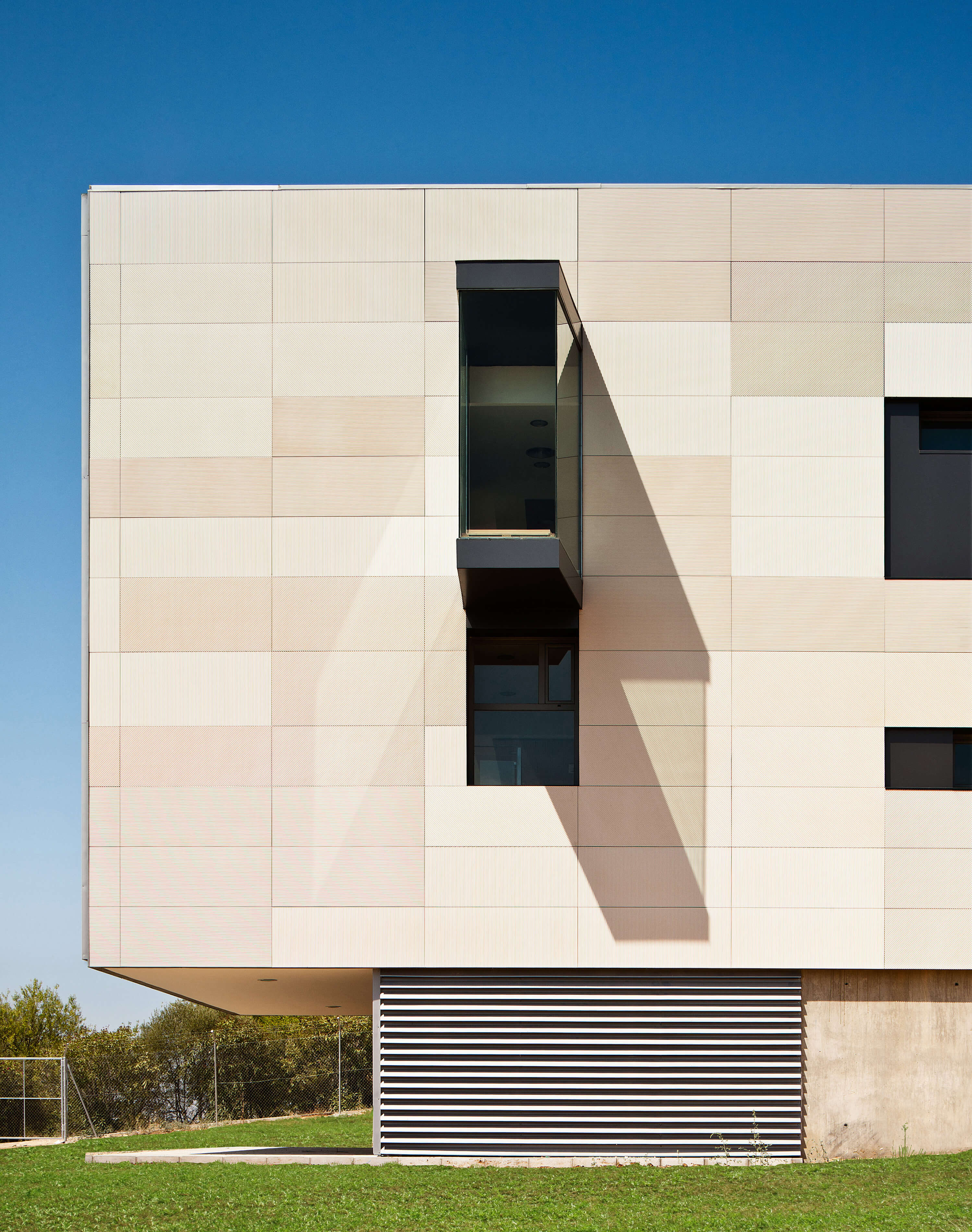 Gallery of Facade Panel - LOOK - 13