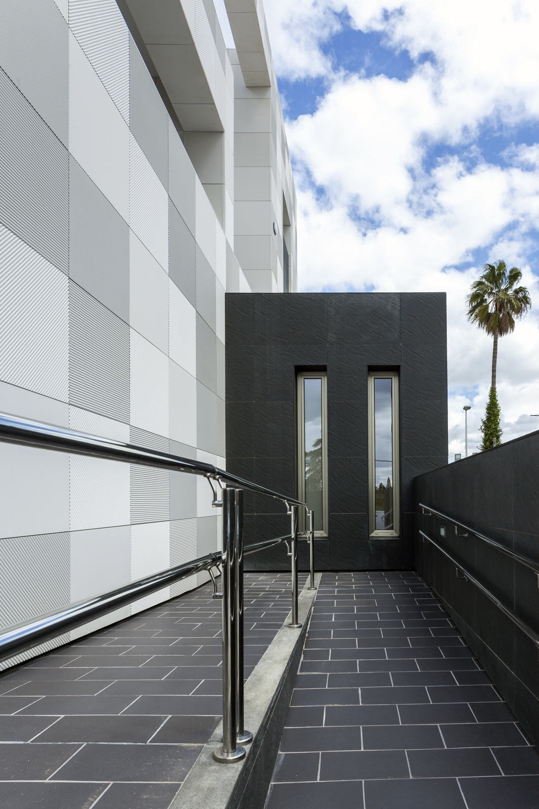 Gallery of Facade Panel - LOOK - 11