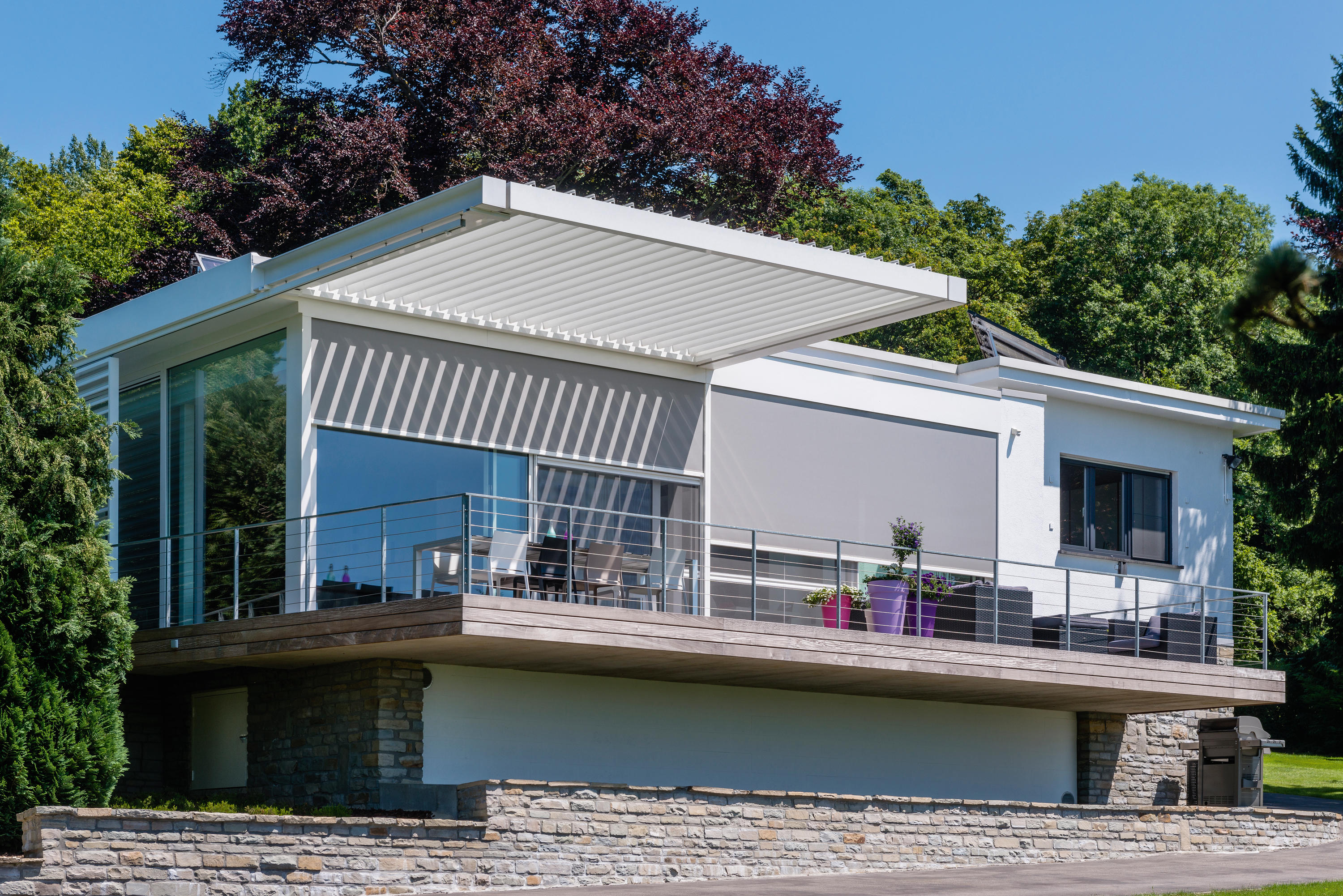 Gallery of Retractable Louvered Roof - Aero - 11