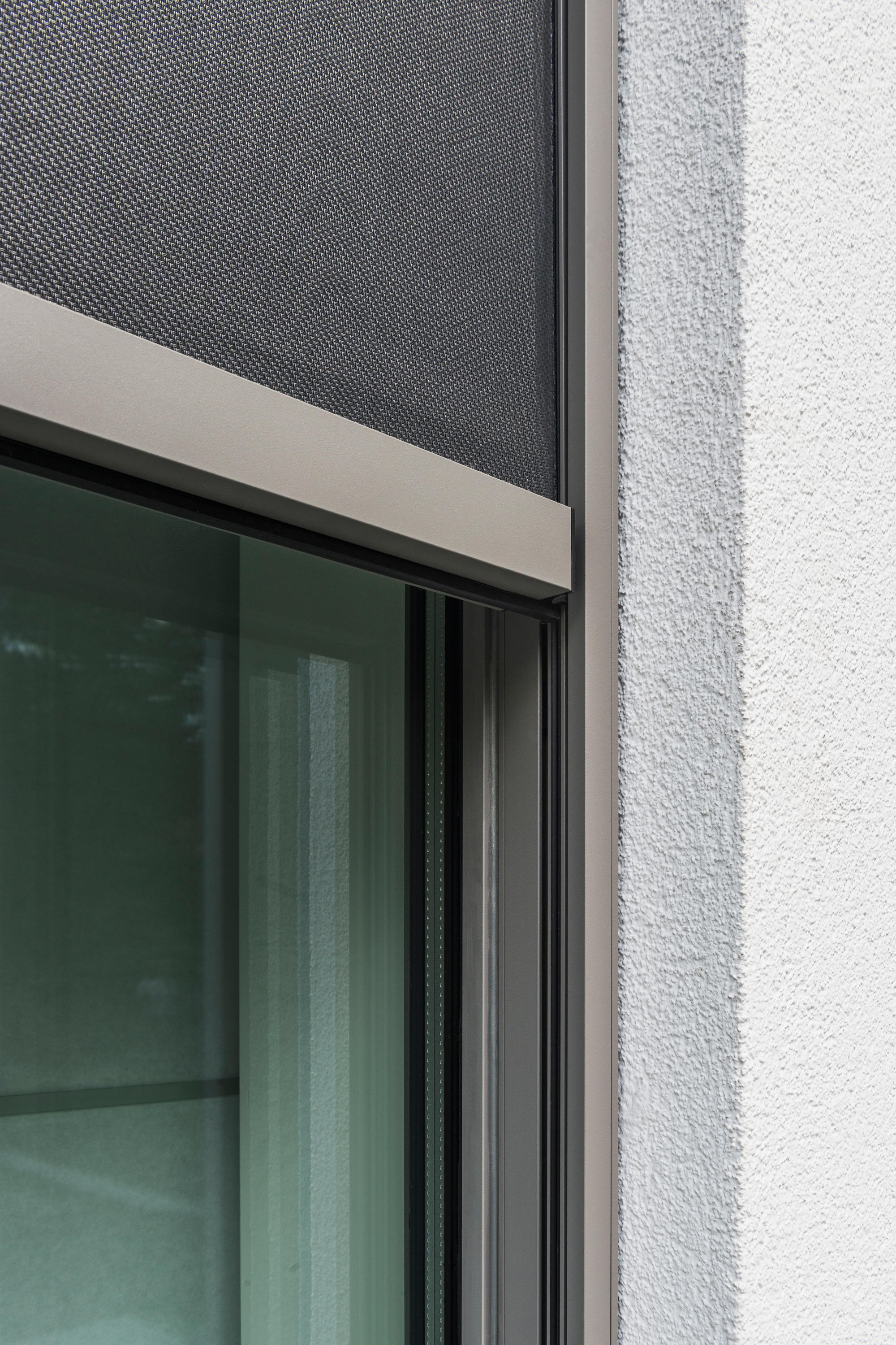 Gallery of Minimalist Blind - Fixscreen Minimal - 3