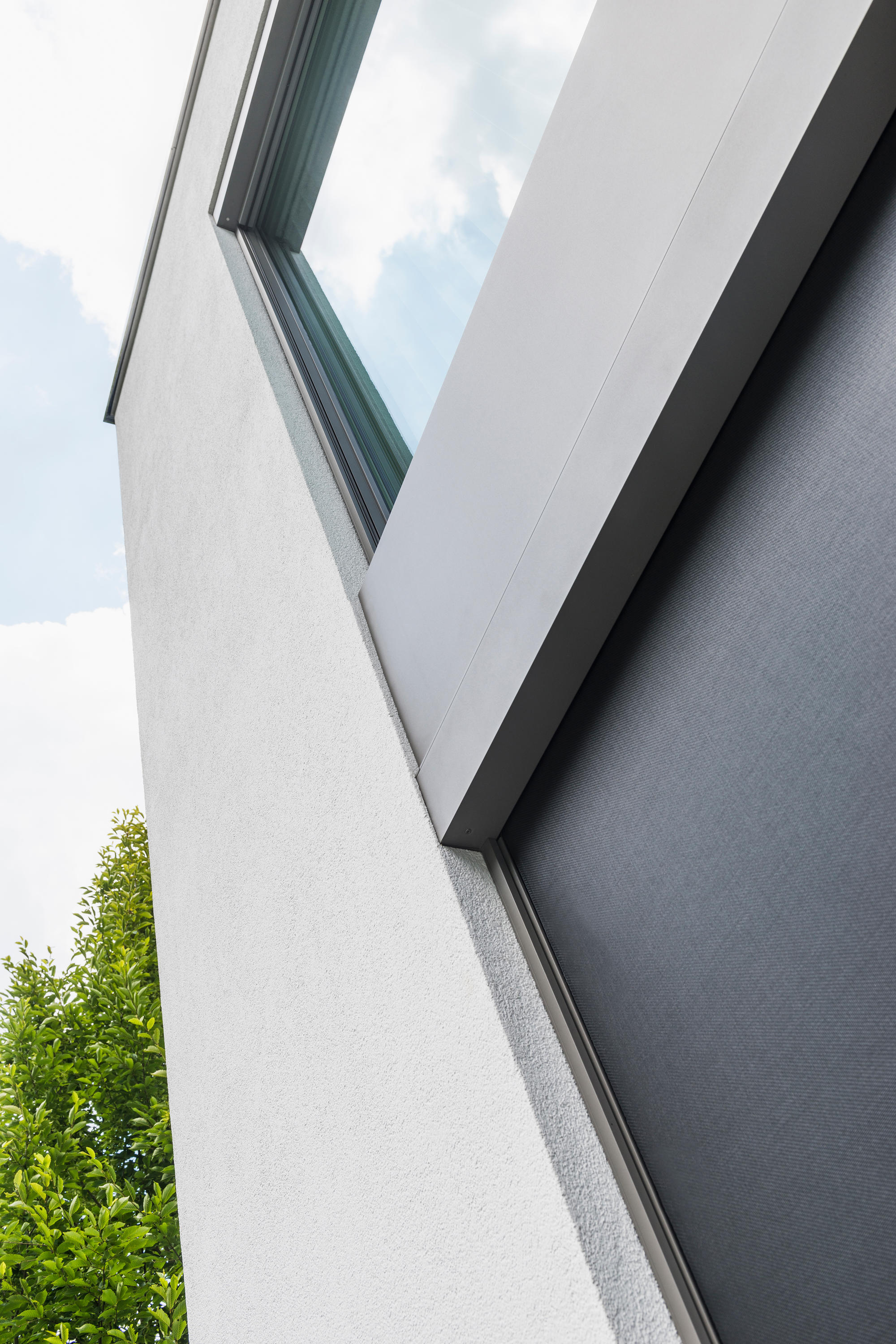 Gallery of Minimalist Blind - Fixscreen Minimal - 4