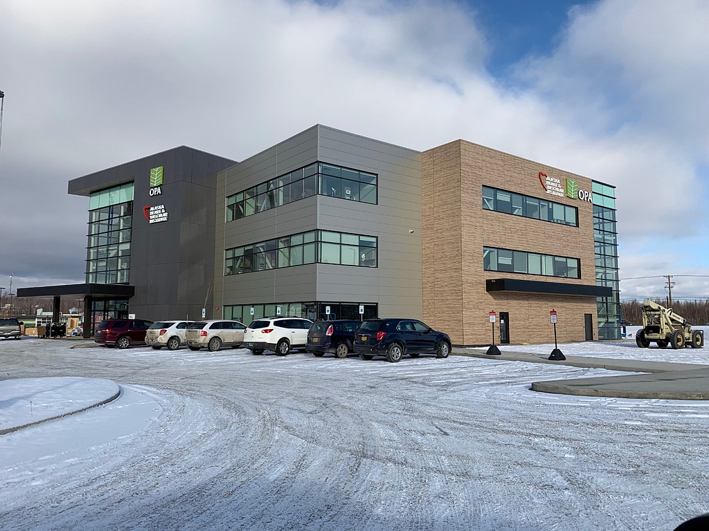 Panel Tack: Alaska Heart Vascular Institute de Bostik