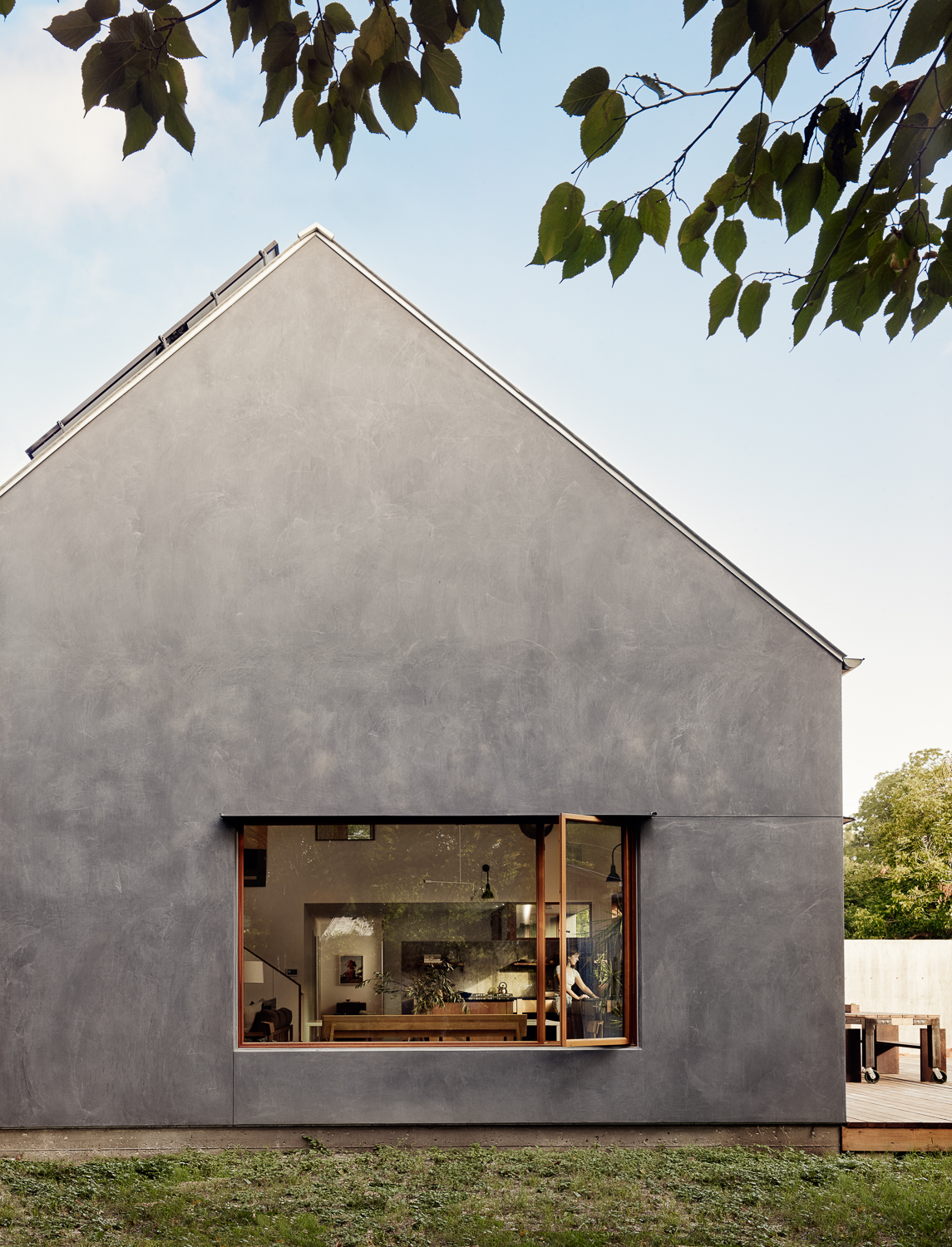 Gallery of Kitchen Appliances in Adobe Style House - 5