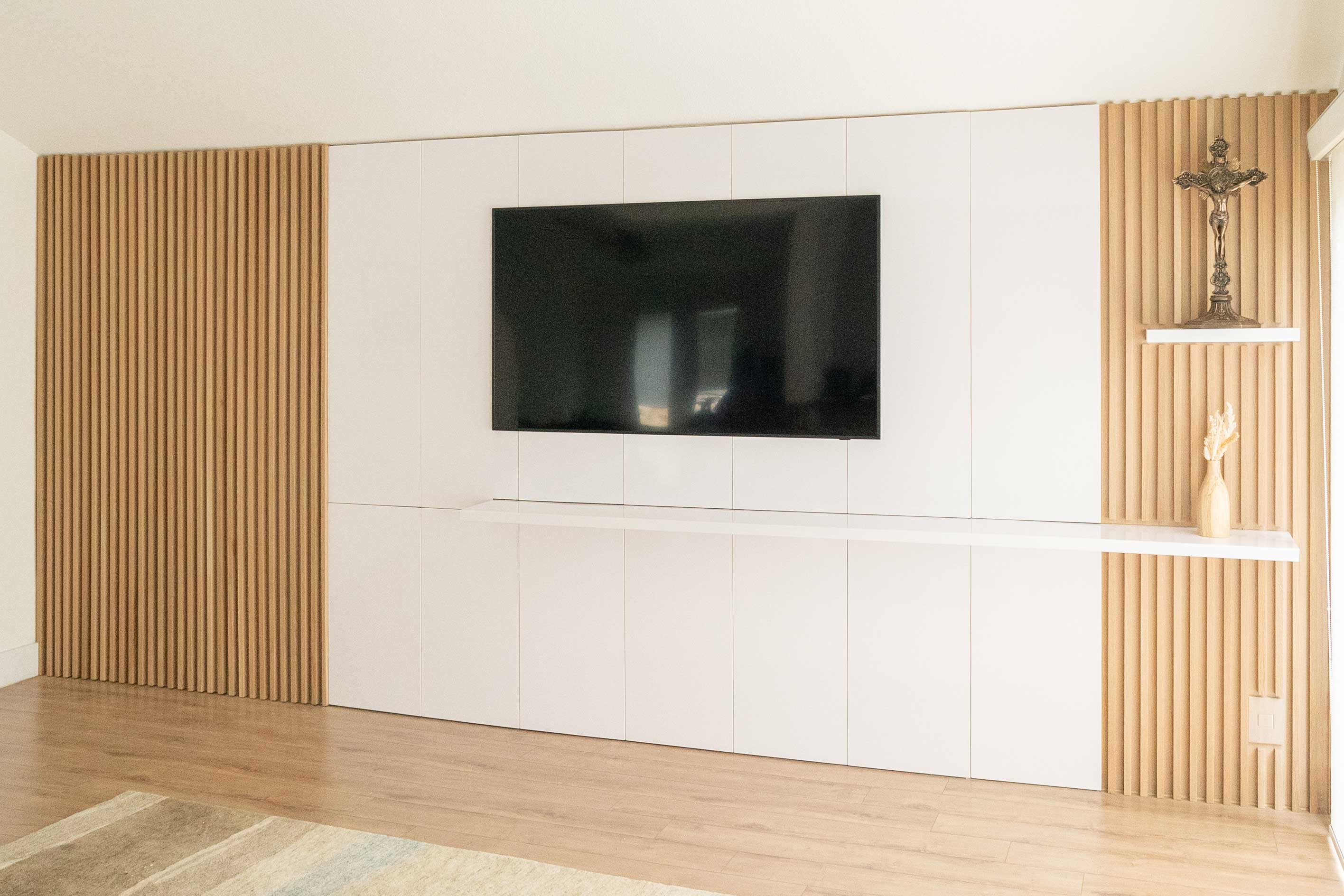 Living Room Redesign using VL-03 Clips from Fastmount®