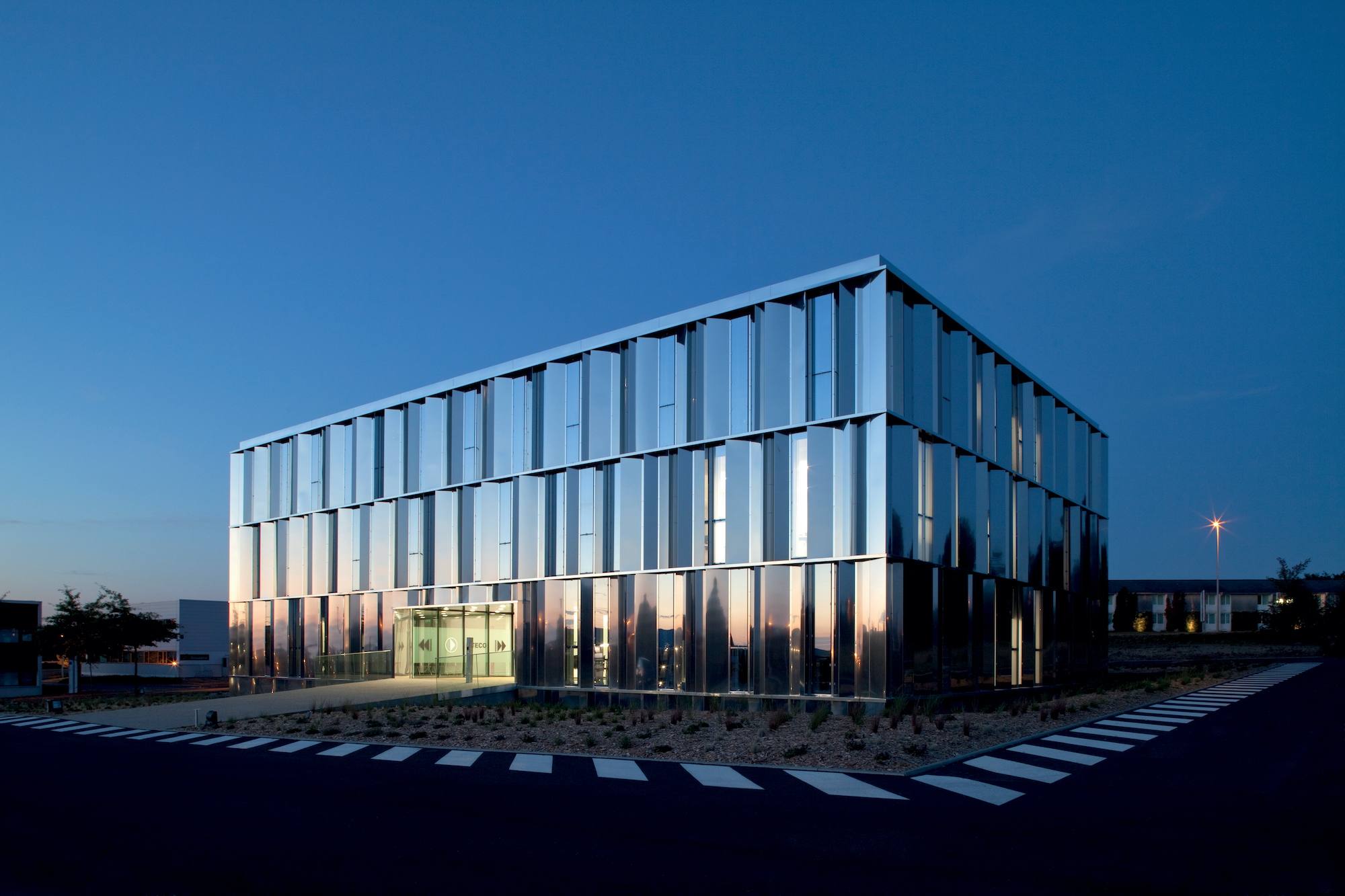 Gallery of Curtain Walls - ConceptWall 86 - 3