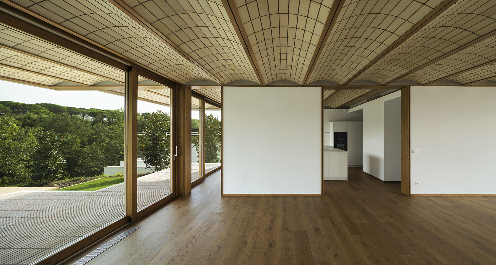 Gallery of Ceramic Textiles for Structural Sheets - 1