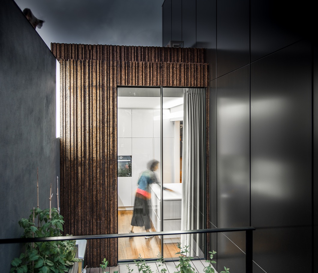 Gallery of Glass System in Cork House - Portugal - 3