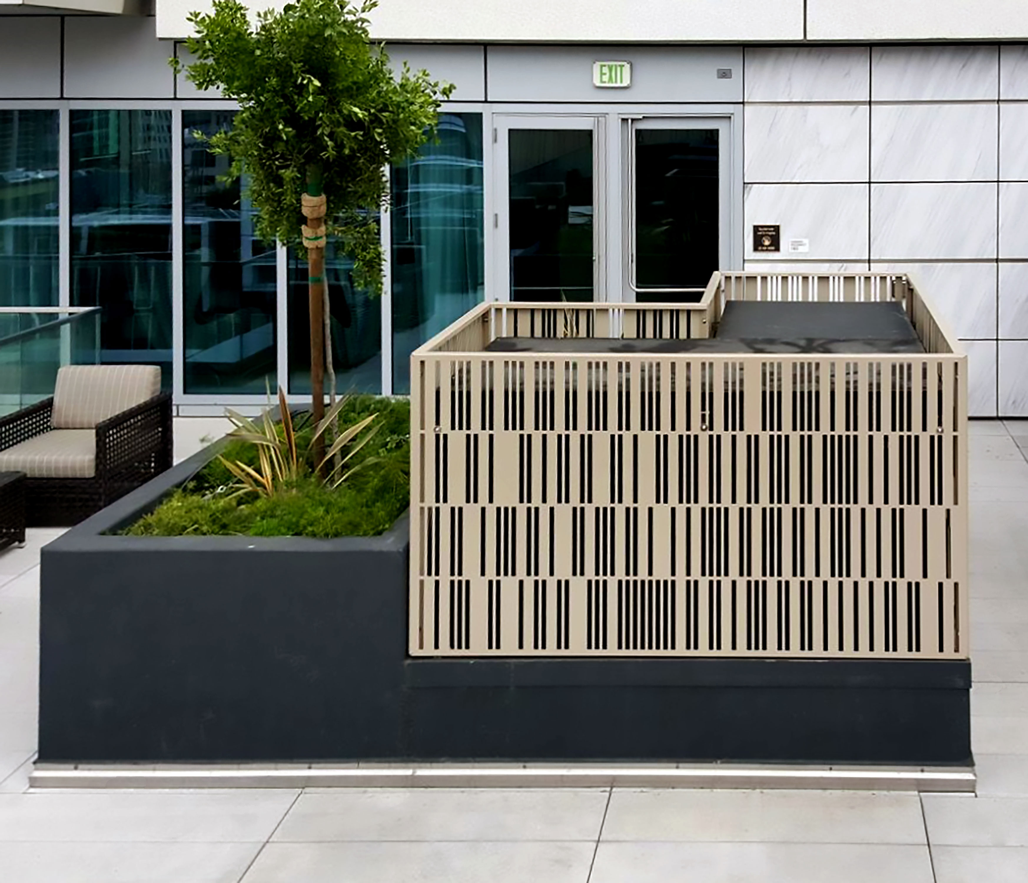 Gallery of Gate & Mechanical Screen - 20