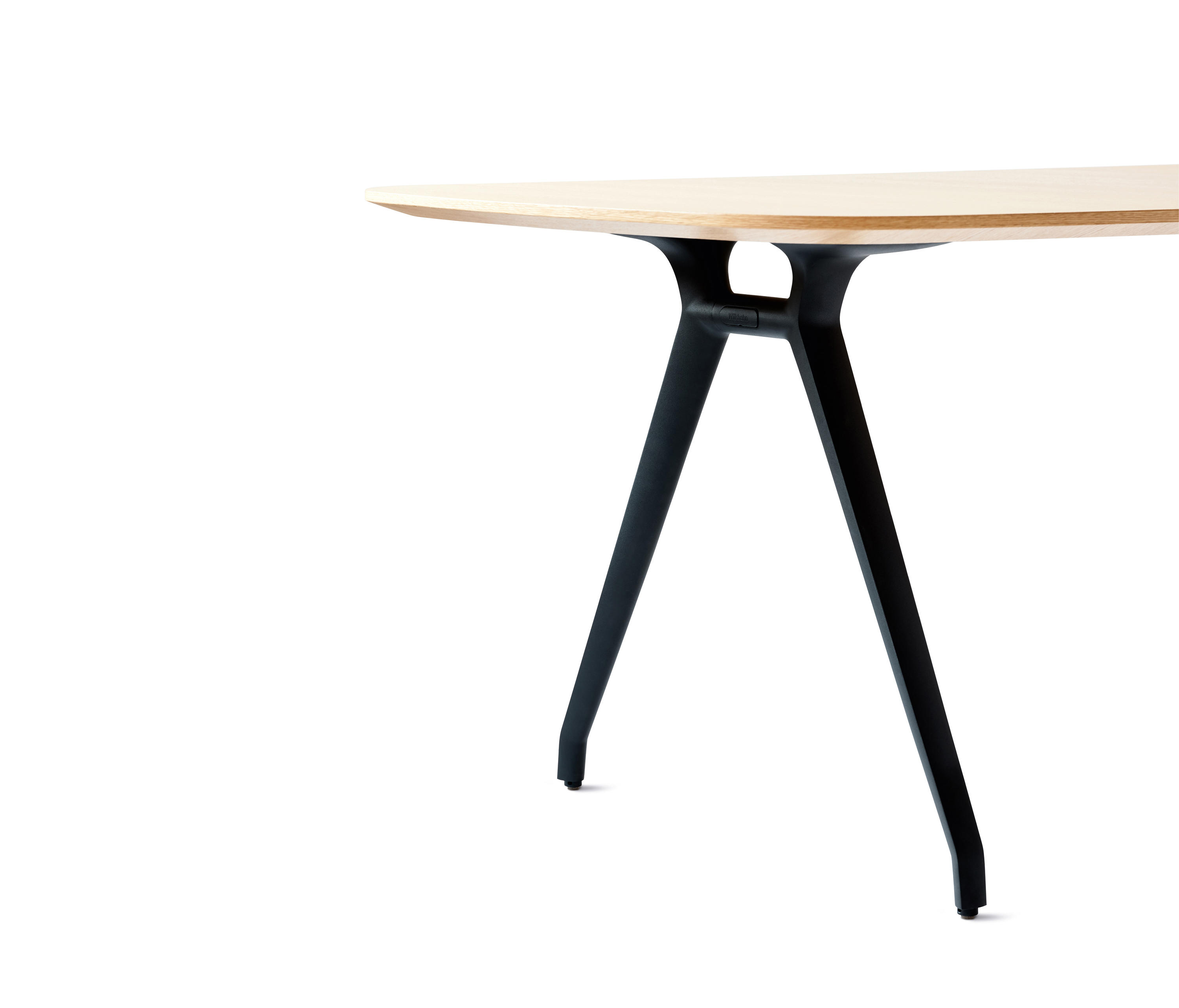 Contract Table - Versa from Wilkhahn
